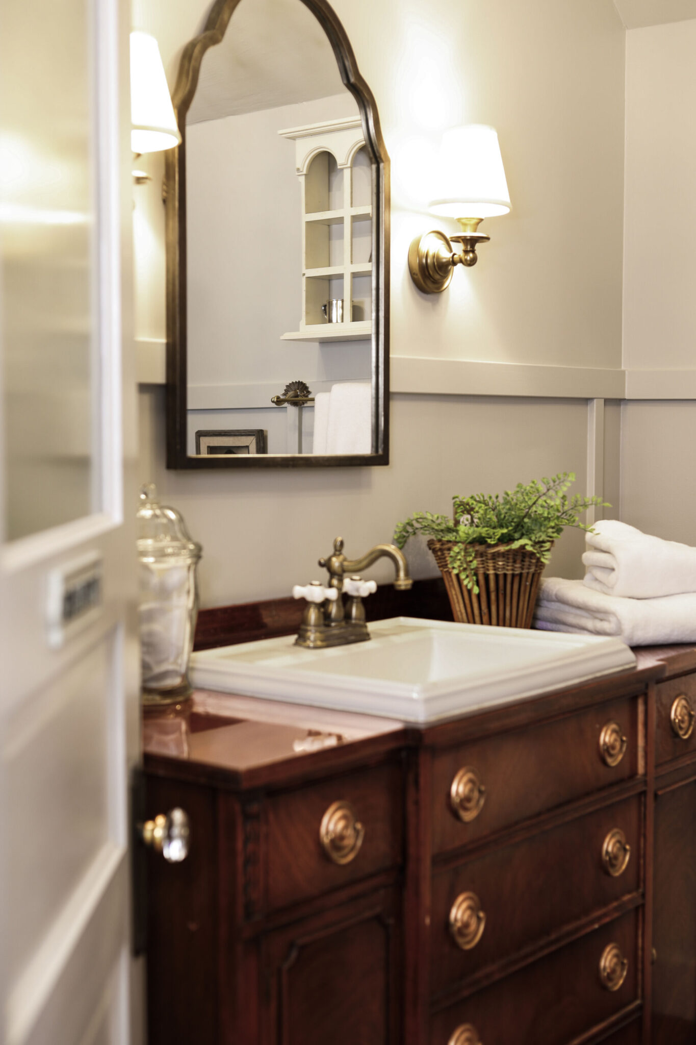 Blog - She Holds Dearly