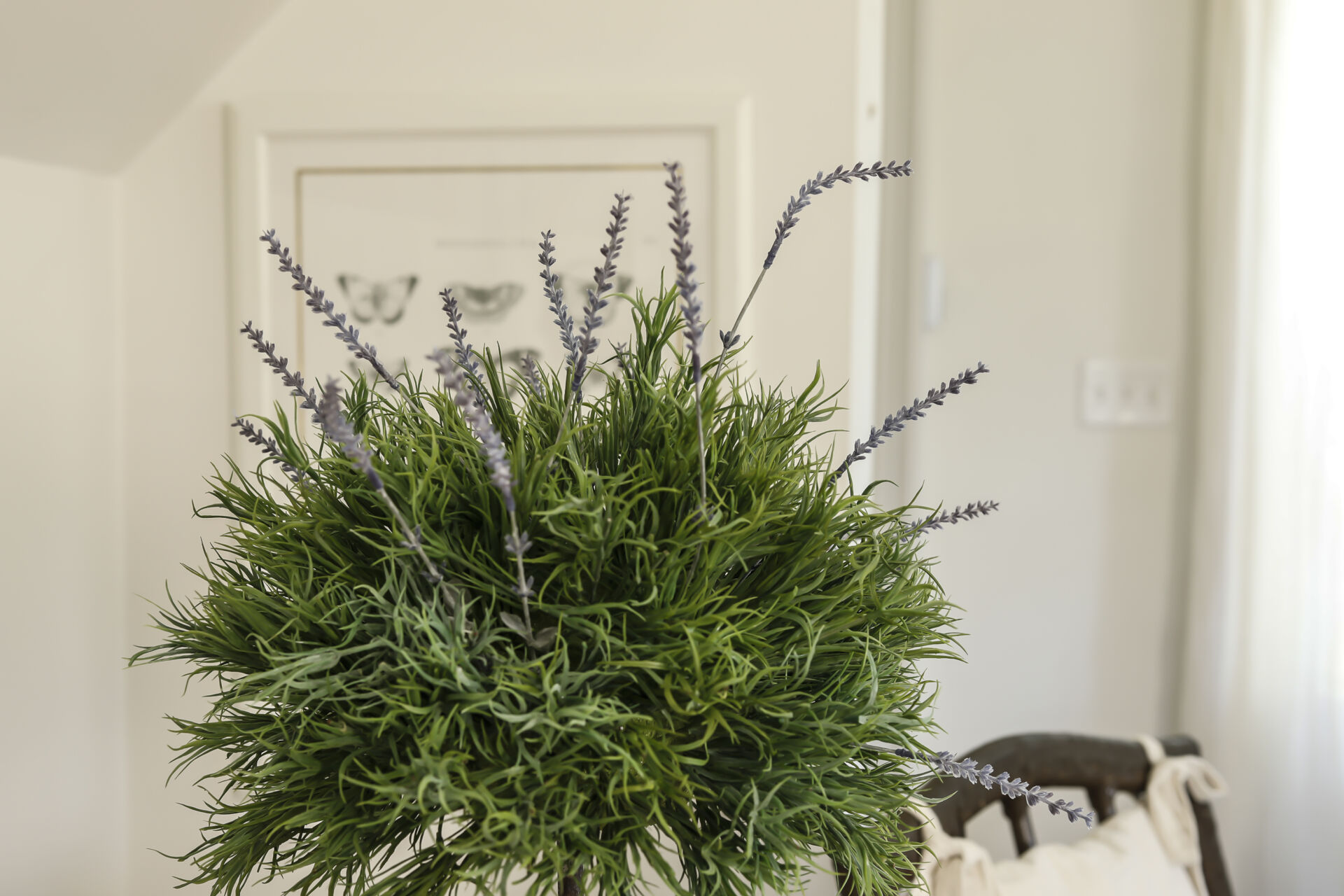 3 Spring Decorations You Can Easily DIY! - She Holds Dearly